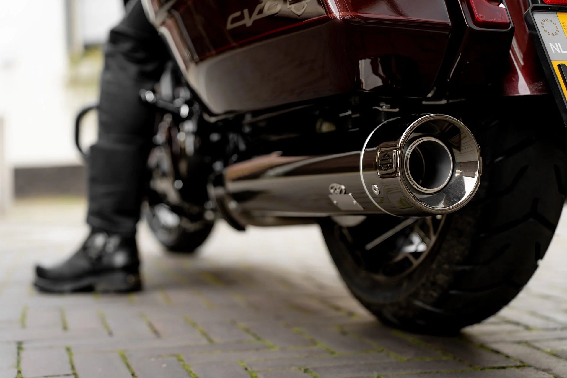 Jekill & Hyde Exhaust for Harley-Davidson TouringHarley-Davidson ...